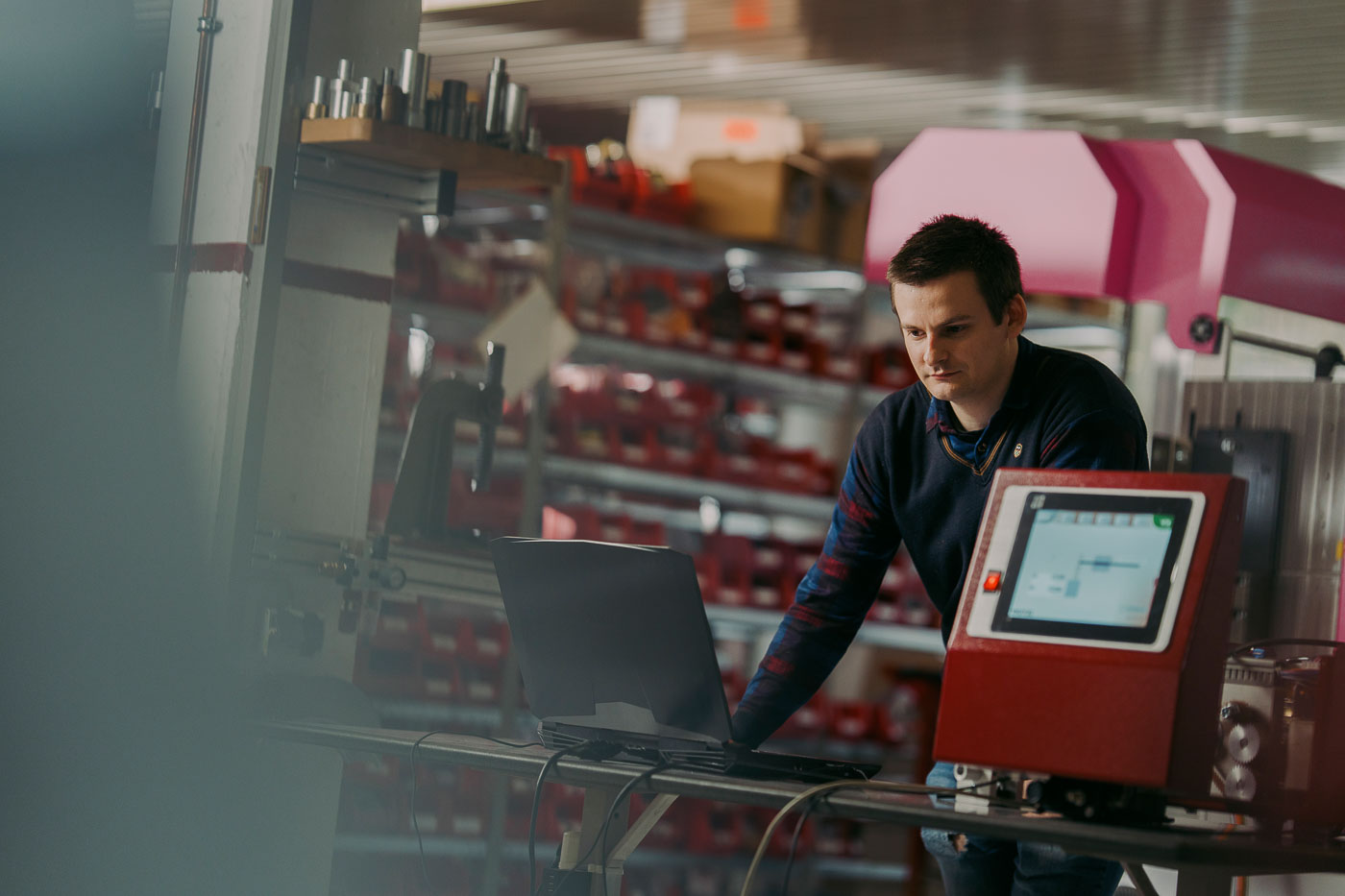 Innovativ einfache Steuerung für Ablängautomaten > Tekuwa